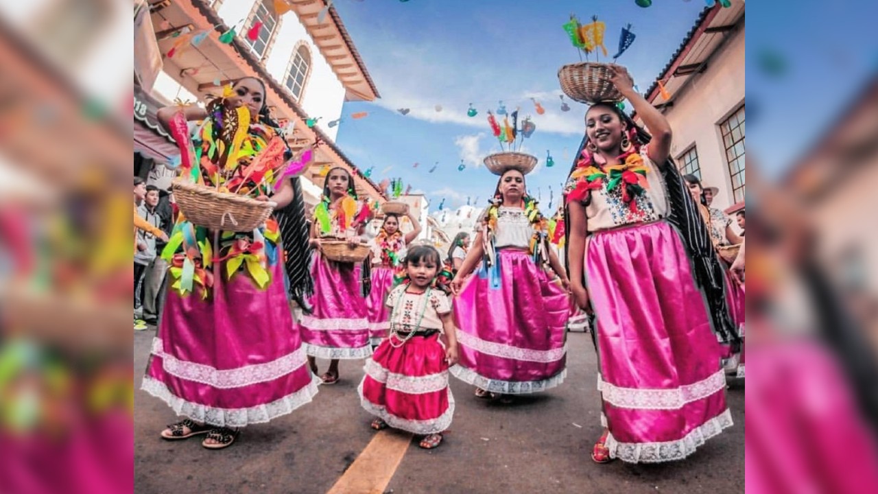 Descubre Paracho de Verduzco, una joya purépecha de Michoacán - LGBTravel