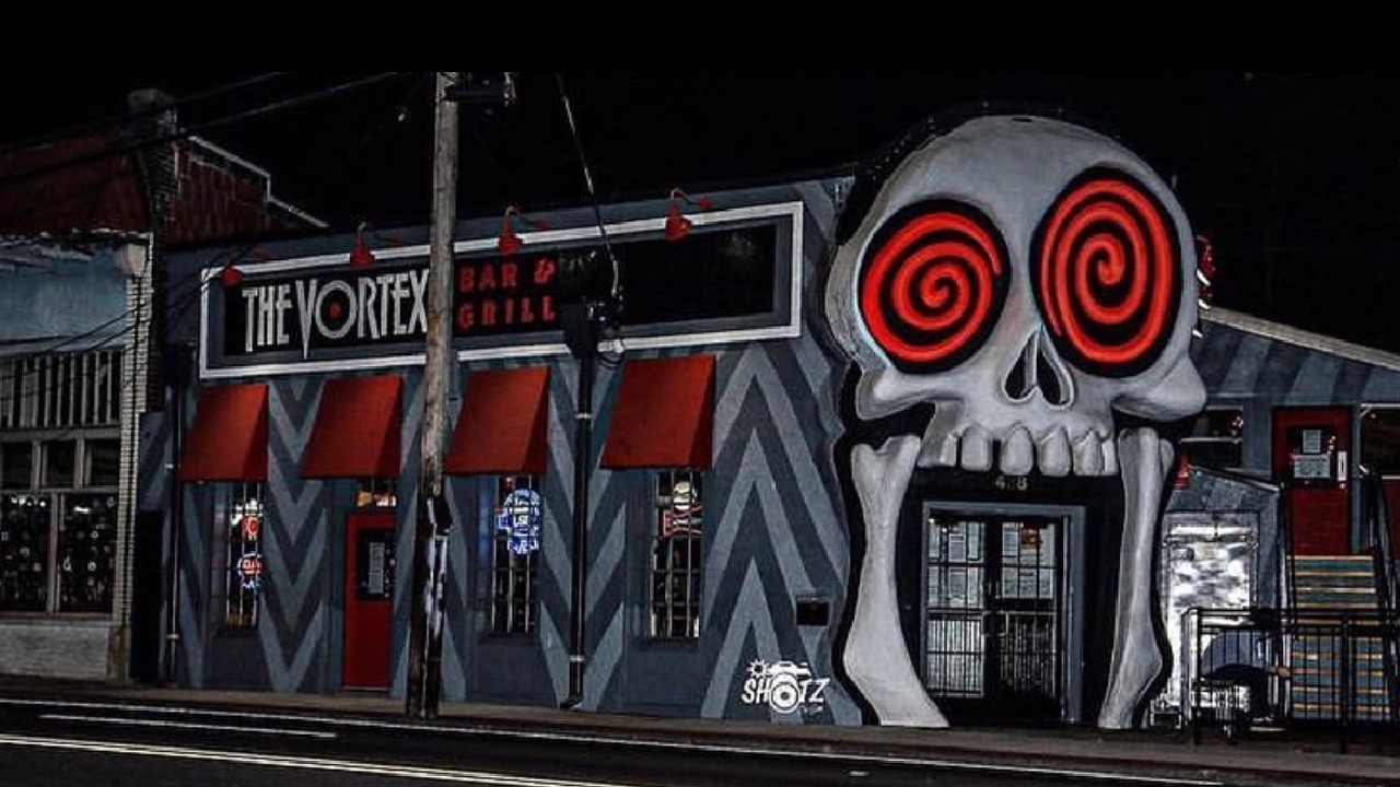 Piérdete en las hamburguesas de The Vortex, en Atlanta - LGBTravel